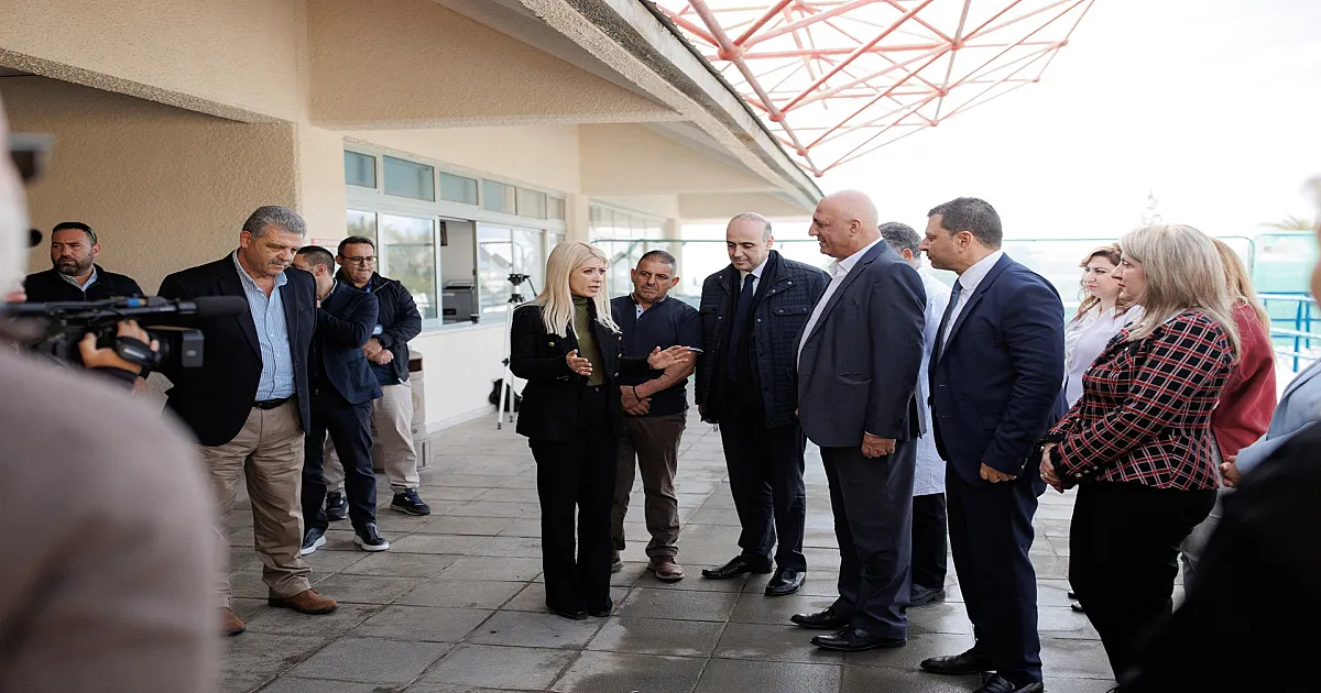 Πώς σχολιάζει η Αννίτα τις πληροφορίες για συνάντηση με Αναστασιάδη ...