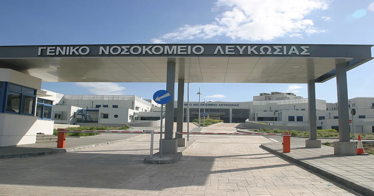 Διασωληνωμένος εξακολουθεί να νοσηλεύεται στη ΜΕΘ ο 17χρονος με μηνιγγίτιδα