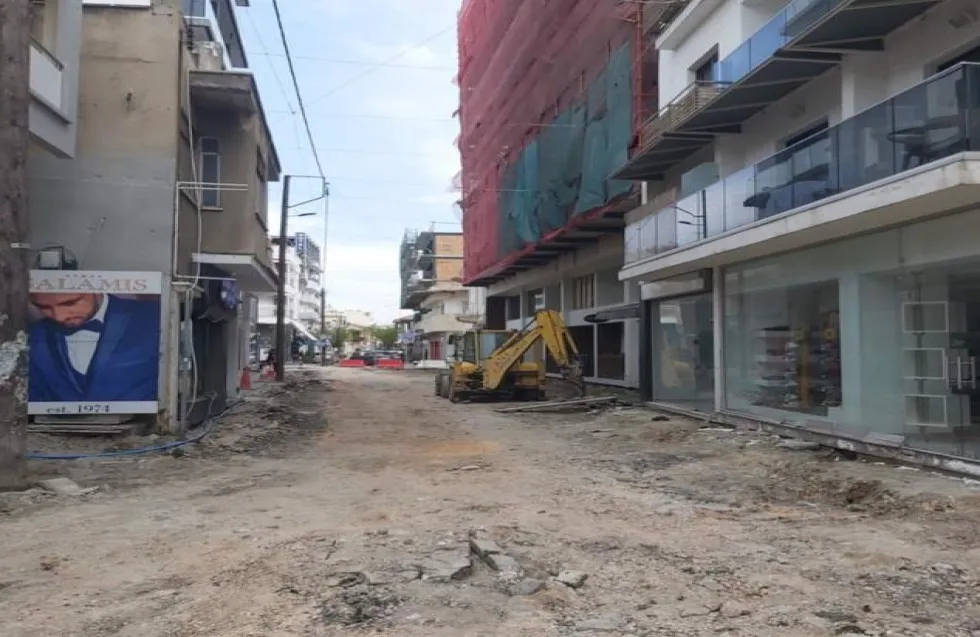 Το εργοτάξιο στην οδό Ερμού