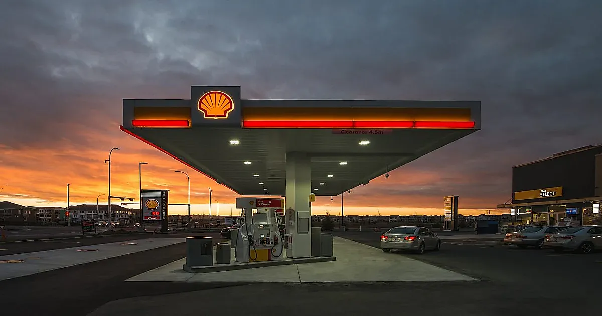 Μείωση καθαρών κερδών Shell κατά 35%