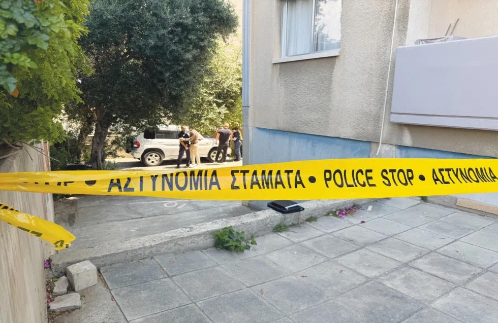 Δολοφονία Αργυρού: Τον σκότωσαν με πάνω από 10 μαχαιριές – Με κηλίδες ...
