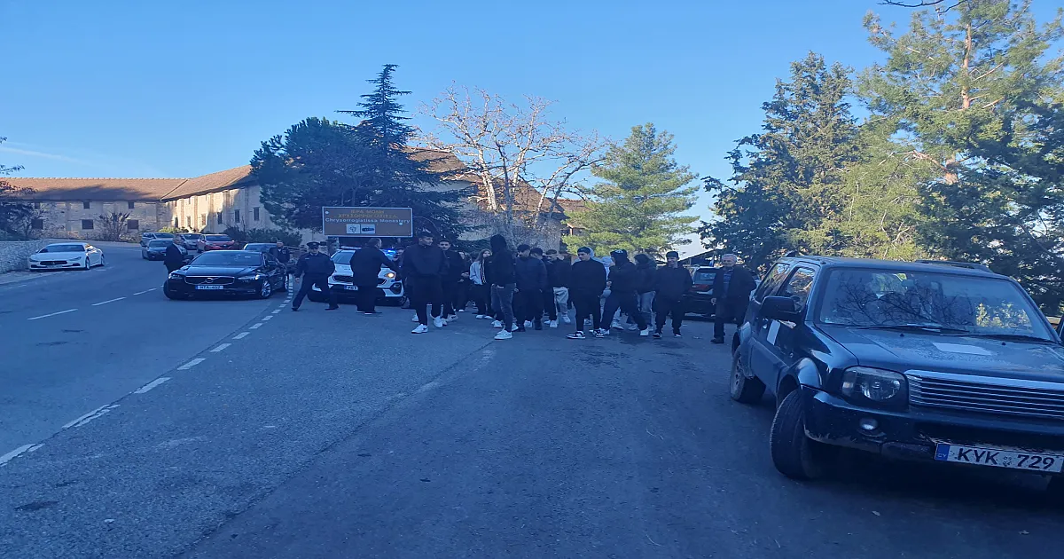 19η συνάντηση εκπροσώπων εκκλησ. περιφερειών στην Ιερά Μονή ...
