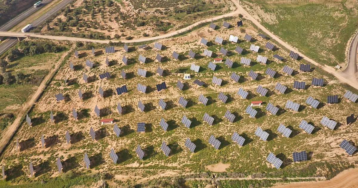 Φωτοβολταϊκά: Καλύπτουν πάνω από το 50% της ζήτησης ρεύματος ...