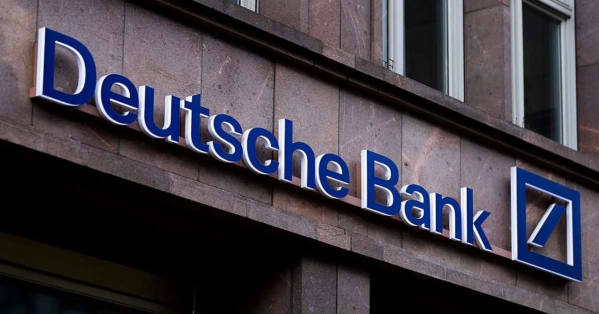Βουράκης: Εξετάζει επάνοδο στην Κύπρο η Deutsche Bank