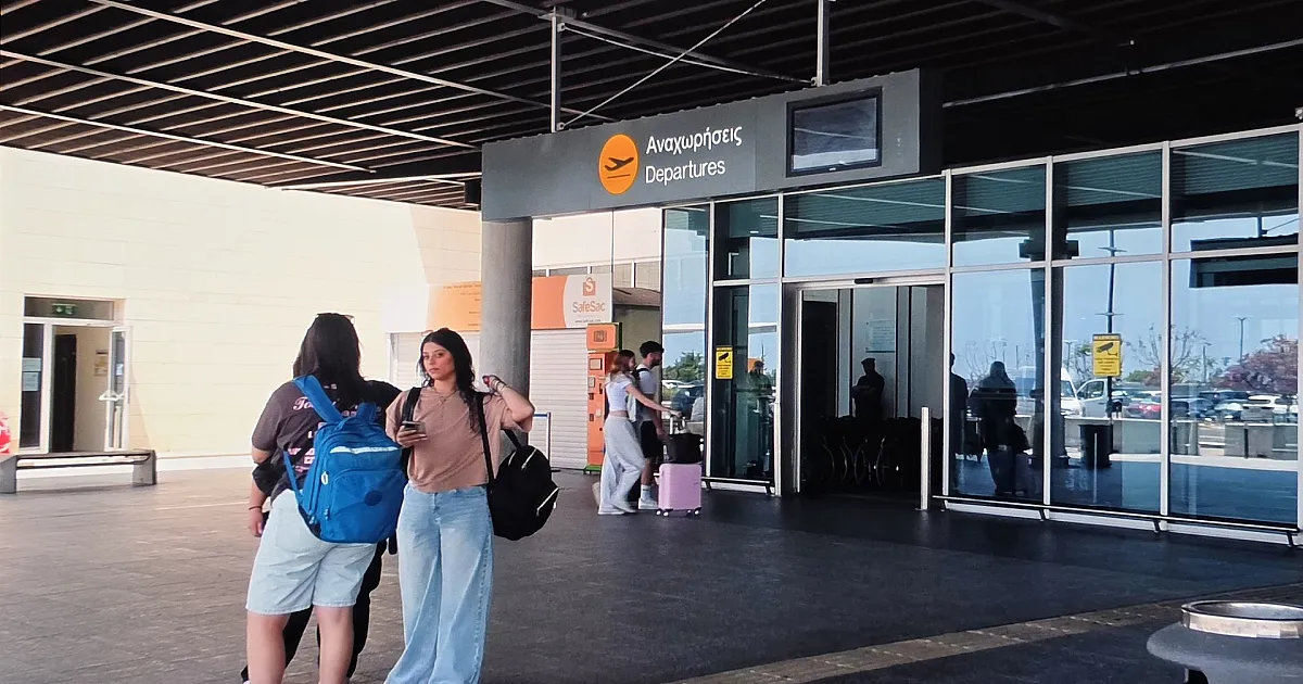 Αριθμός στρατιωτικών μεταγωγικών αεροσκαφών στην Αεροπορική Βάση ...