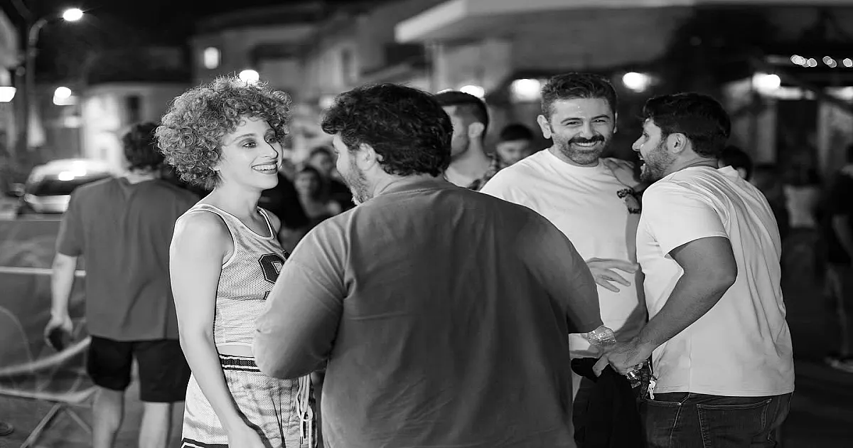 Stand Up Comedy Night στο Χάνι του Ιμπραήμ από το Πετρίδειο Ίδρυμα