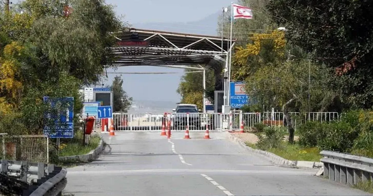 Ετοιμότητα για συμφωνία για σημεία διέλευσης εξέφρασε ο ΠτΔ κατά ...