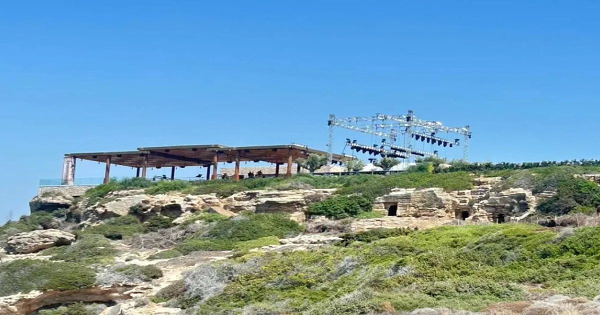 Ο δ/ντής Τμ. Περιβάλλοντος για το πάρτι στο Natura της Πέγειας ...