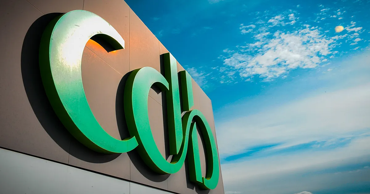 Απαντά στις φήμες για εξαγορά η cdbbank