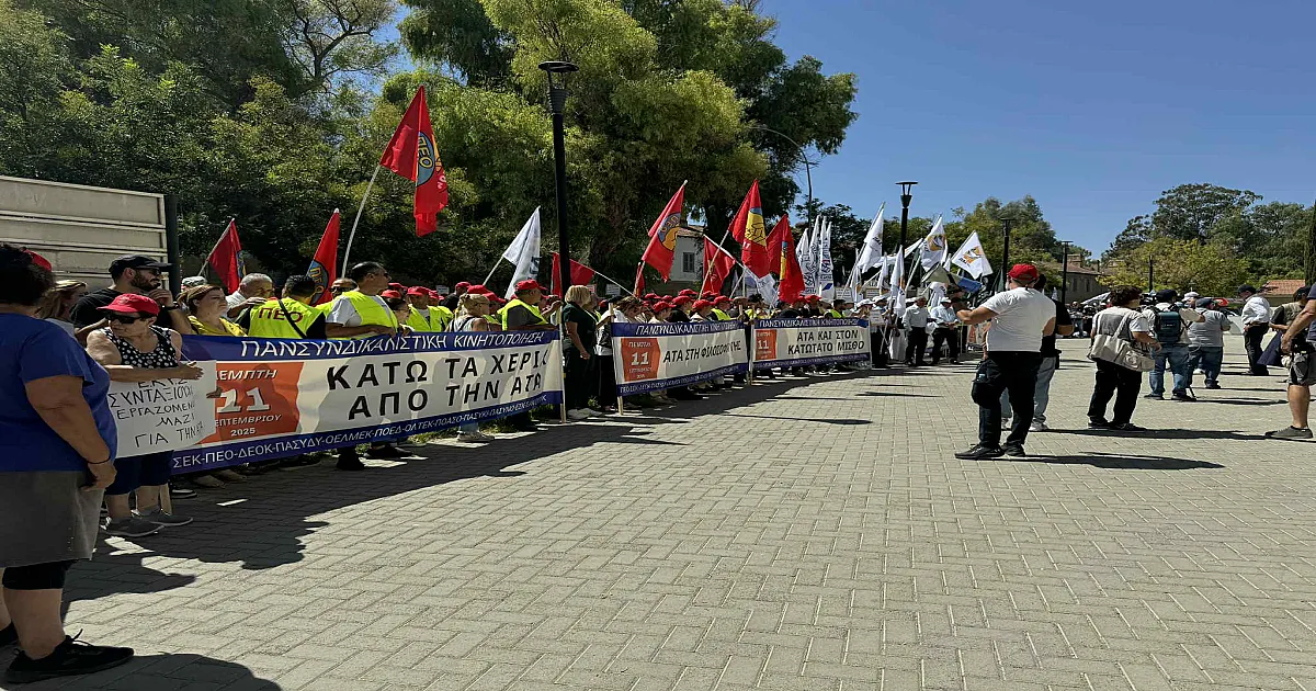 Φουντώνει αντί να σβήνει η «φωτιά» για την ΑΤΑ