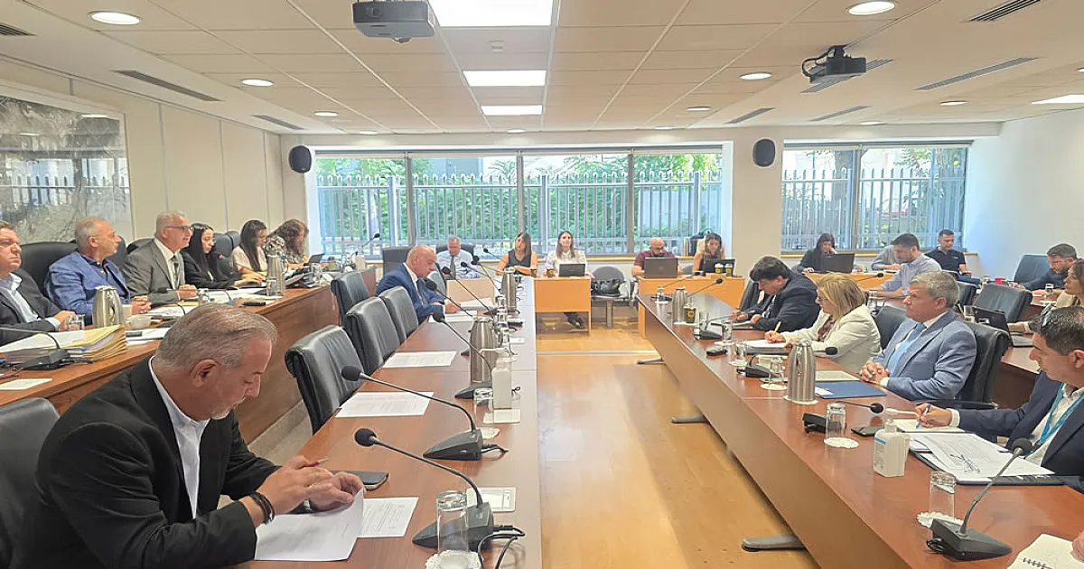 Υπουργός Ενέργειας προς βουλευτές για τερματικό Βασιλικού: «Μην ...