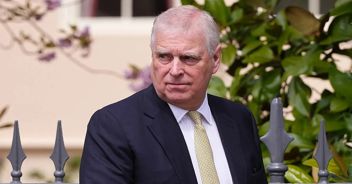 Αποποιείται τους τίτλους του ο πρίγκιπας Άντριου μετά τις νέες ...