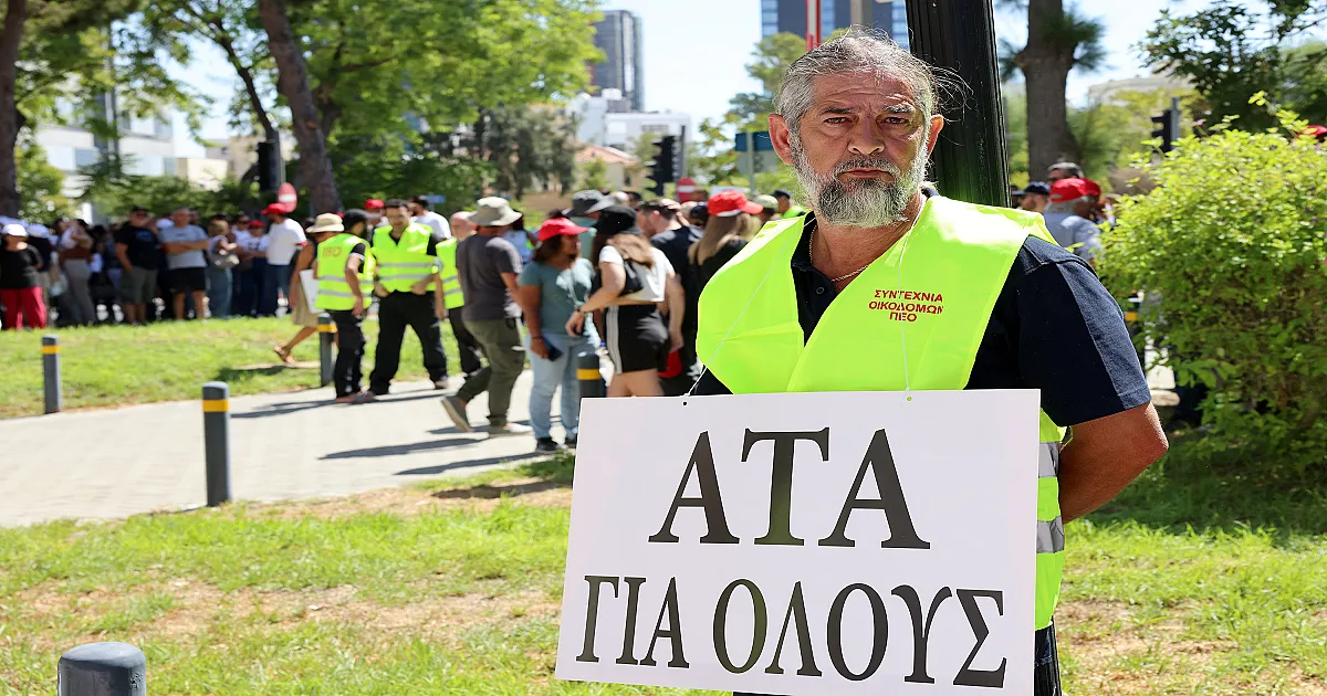 ΑΤΑ: Άφησαν τη βόμβα να εκραγεί, οι ευθύνες για την πολιτική διαχείριση