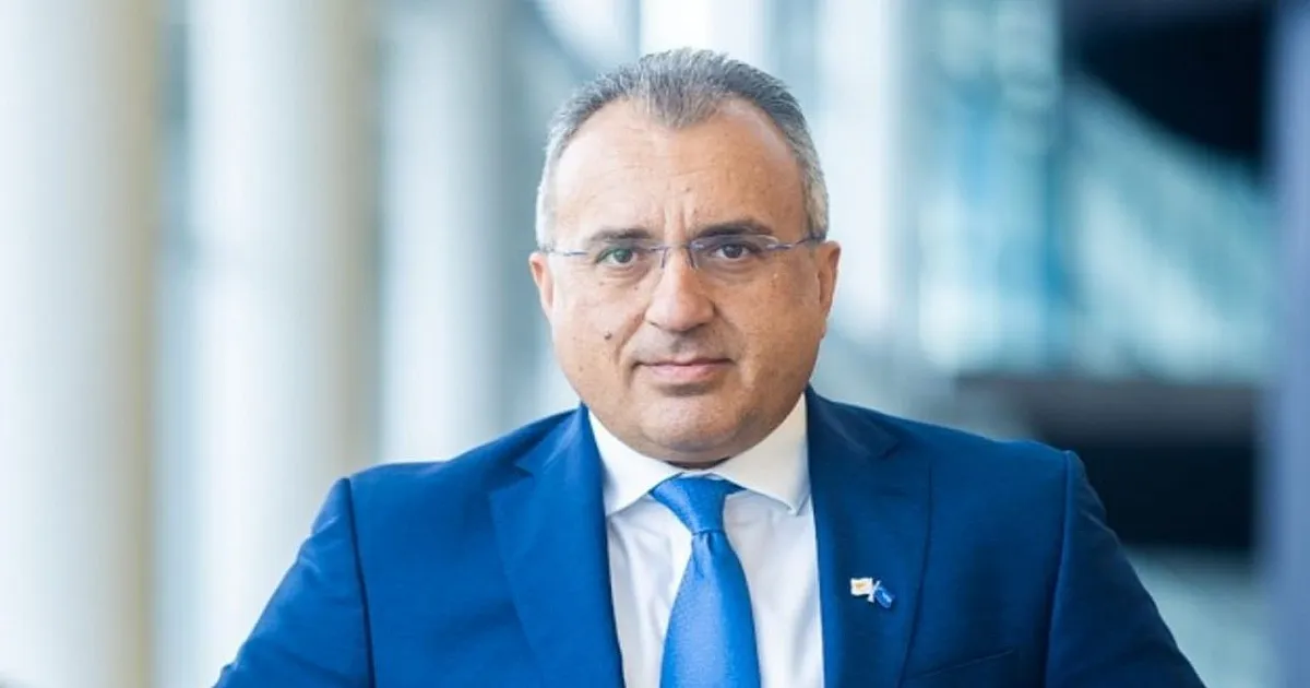 Φθηνότερα φάρμακα, μεγαλύτερη επάρκεια - Ο Μιχάλης Χατζηπαντέλας στον ...