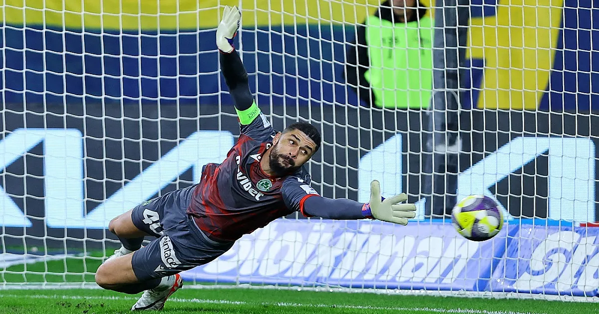 Φαμπιάνο: Πείσμα πάνω από τον πόνο - Γήπεδο