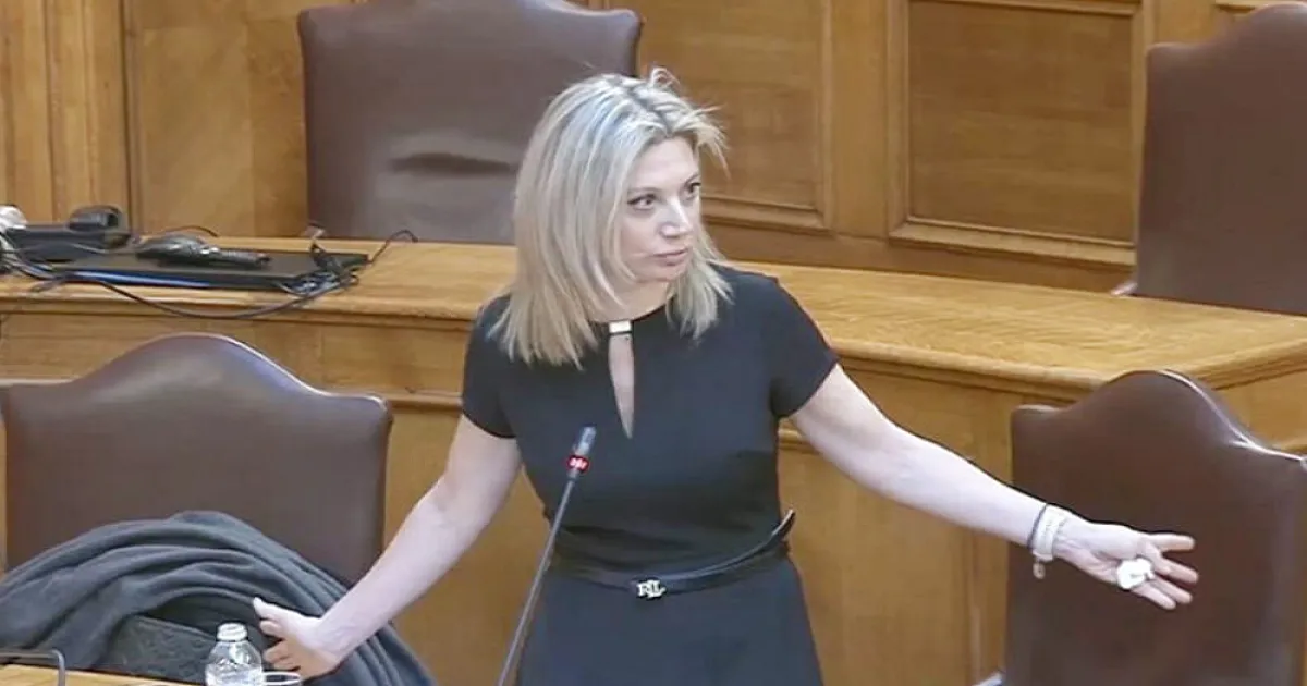 Καρυστιανού: Παραιτήθηκε από το Σύλλογο Θυμάτων Τεμπών - Καταγγέλλει ...