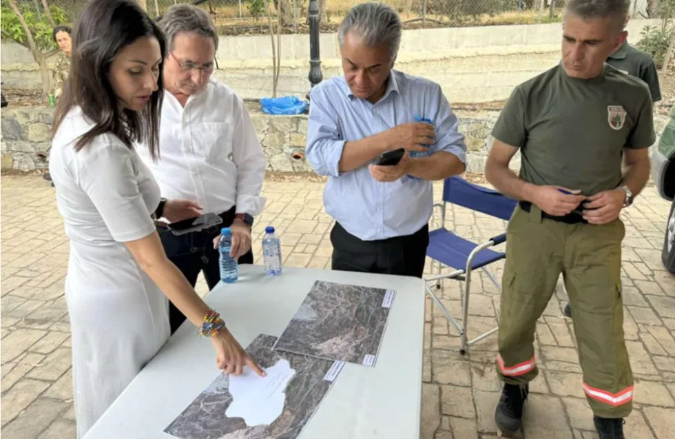 Η υπ. Γεωργίας επιβεβαιώνει ότι από ενέργειες τής Υπηρεσίας Μεταλλείων ...