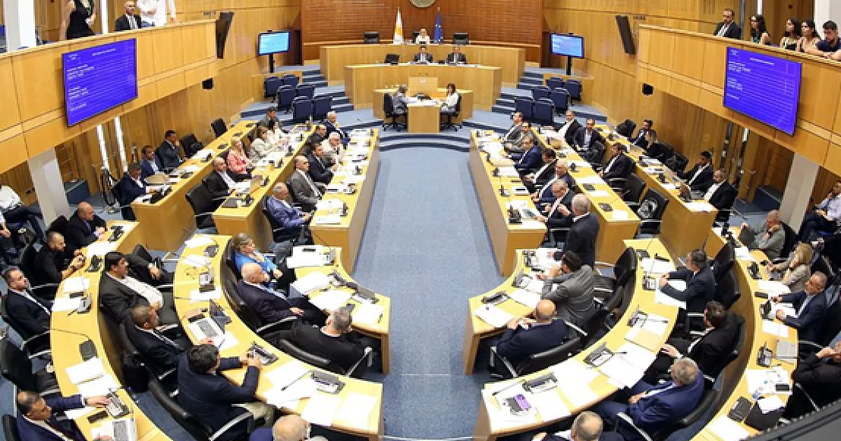 Τη Βουλή που σας αξίζει, την έχετε ήδη φτιάξει